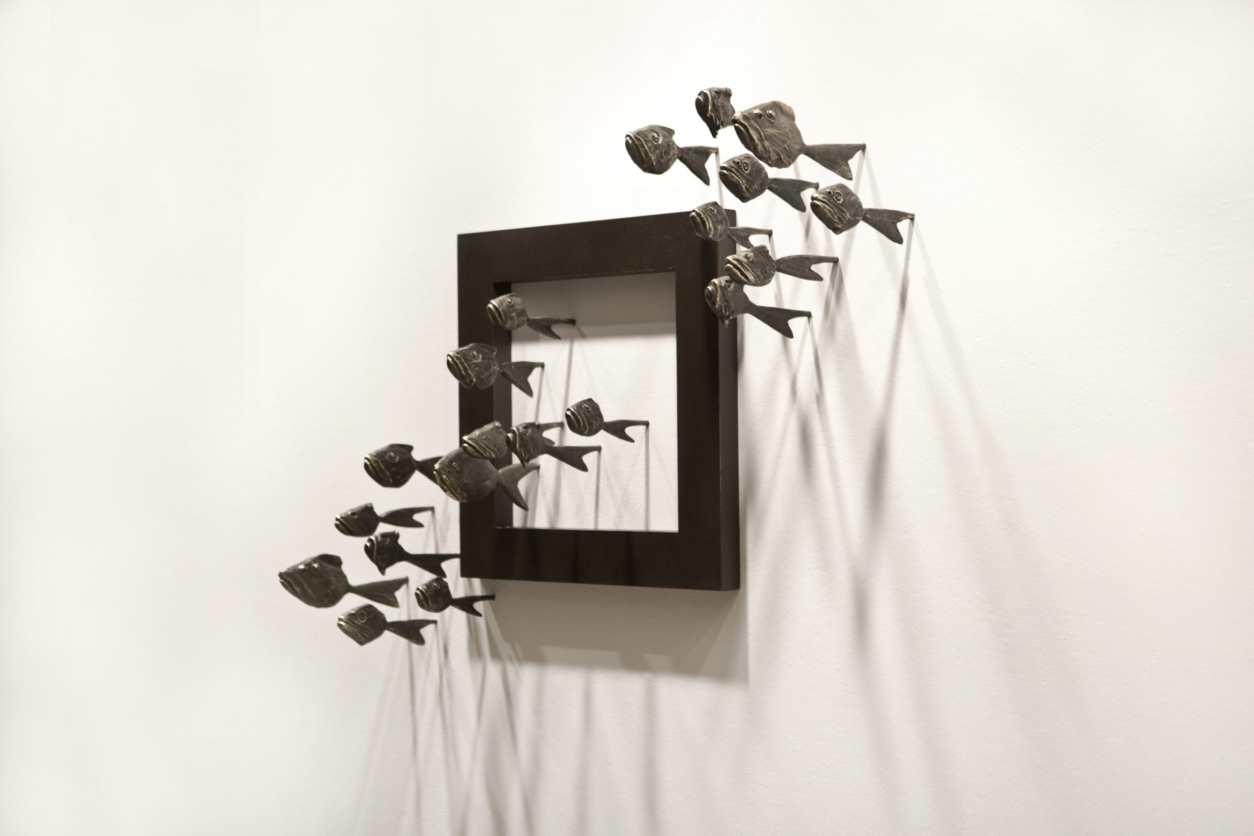 Entrapped Fish 20 pieces - Explosive fish wall installation - MATI ...