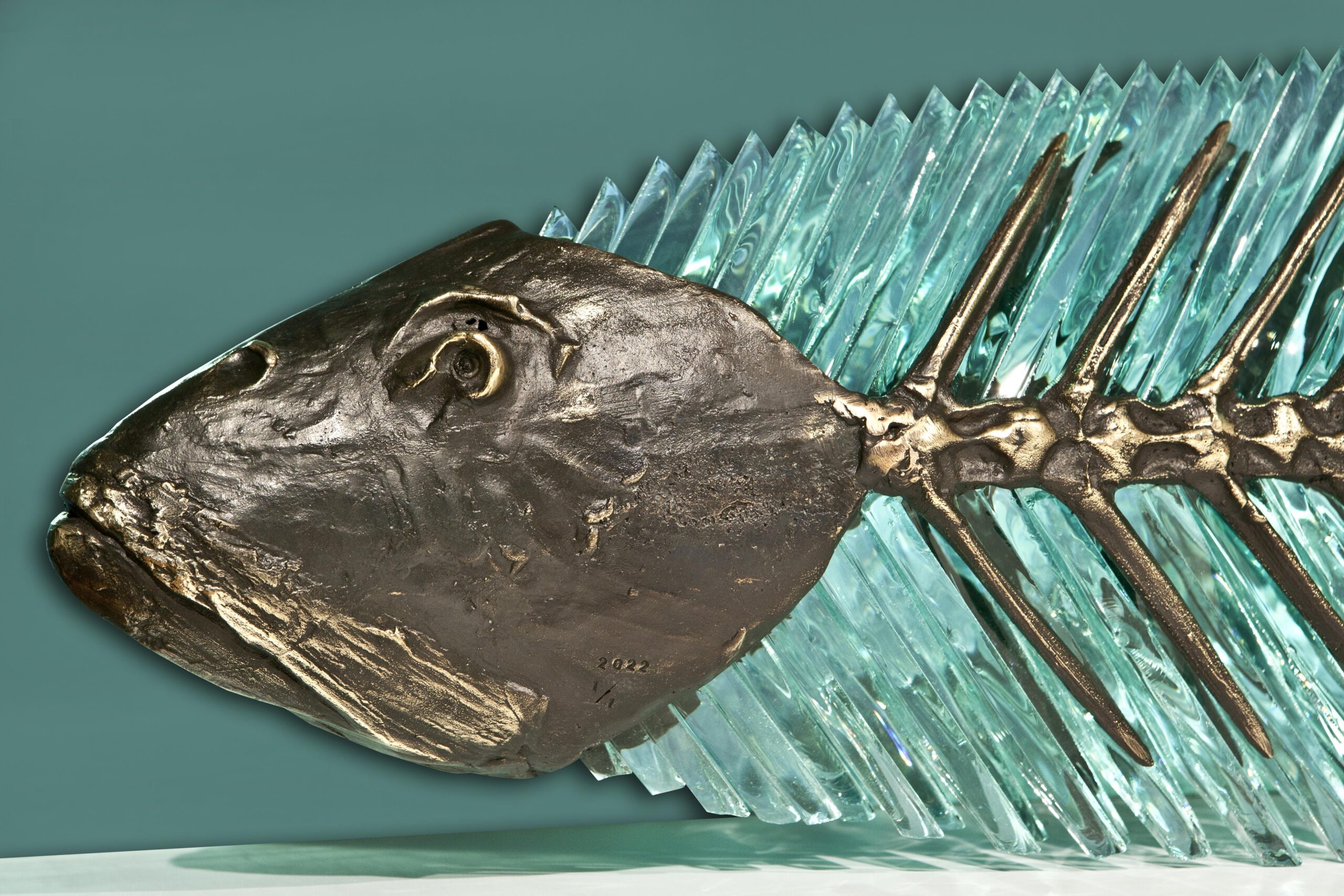 Frozen Fish (FGS 165) - bronze/glass standing fish 165 - MATI Santorini