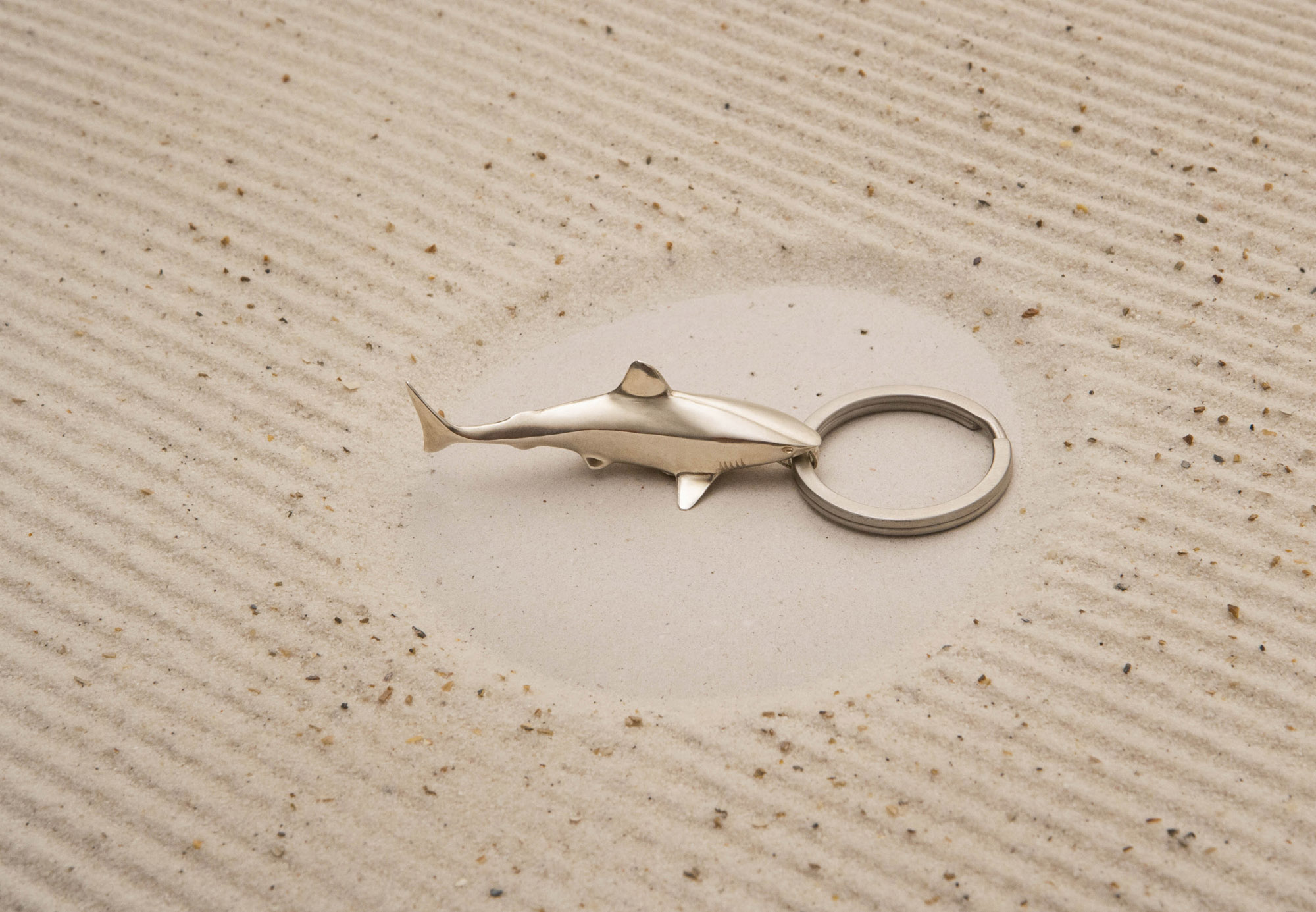 Silver shark keyring (LRG) - Silver & stainless steel shark keying ...
